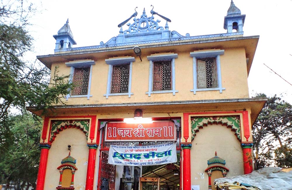 Alluring Varanasi Tours